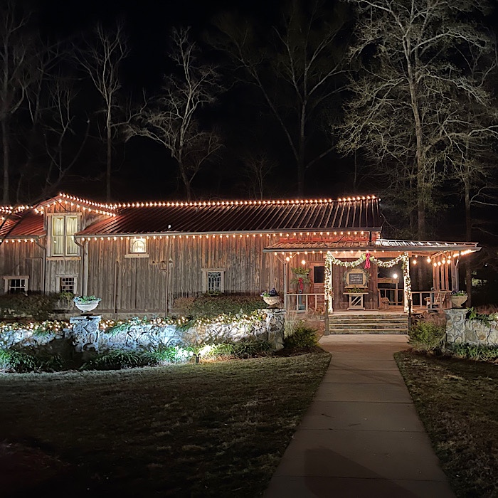 Christmas Decorations at Lake Pines RV Park – Retirement RV Dream