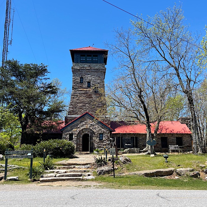 Highest Point in Alabama, Cheaha Mountain in Cheaha State Park ...